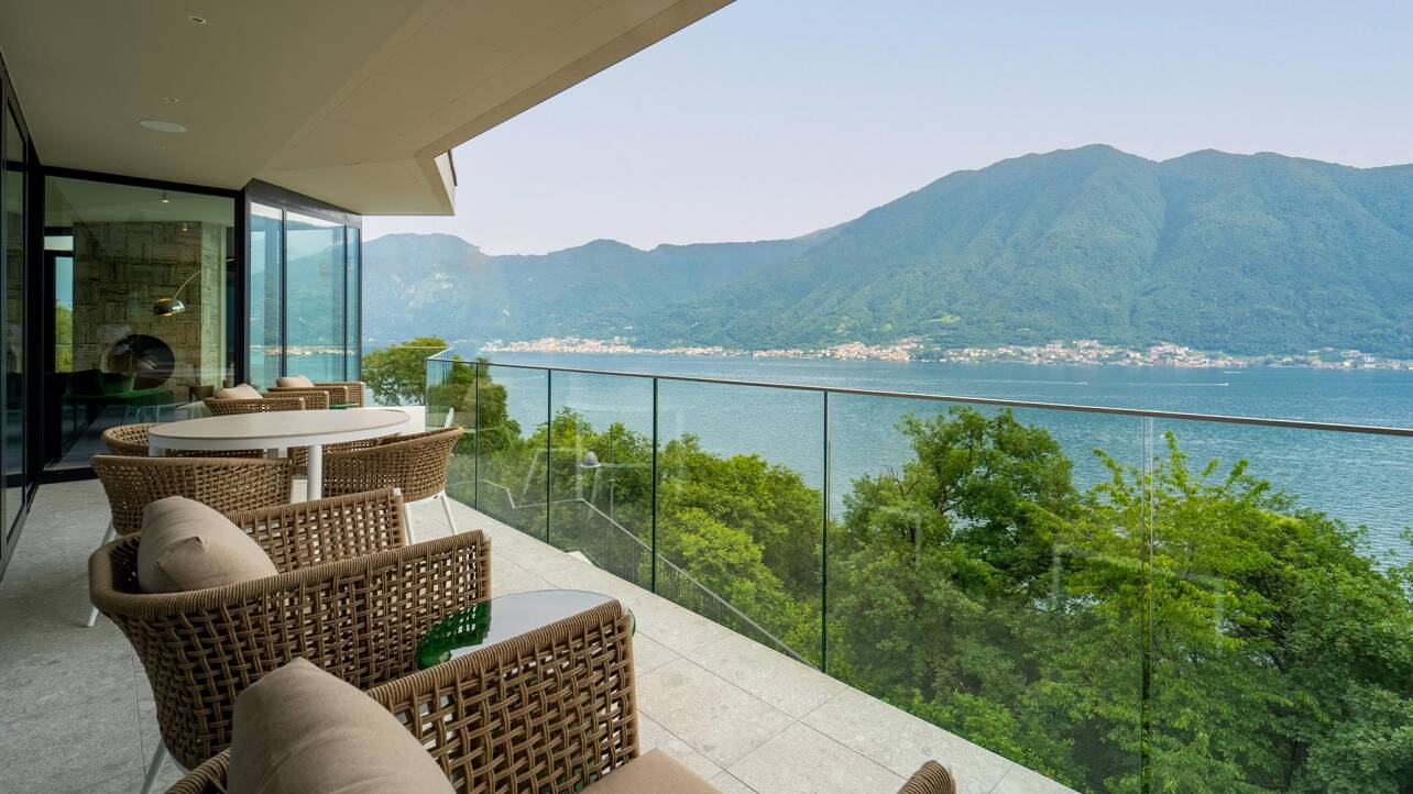 Luxury villa Felicita for rent in Lake Como, Lenno | Home In Italy
