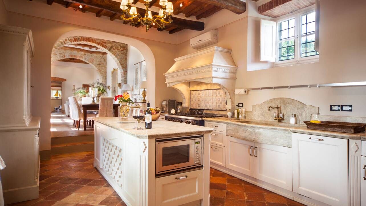 Luxury villa Bramasole for rent in Tuscany, Umbria Border, Cortona ...