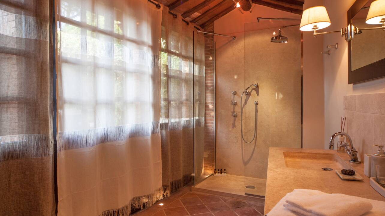 Luxury villa Bramasole for rent in Tuscany, Umbria Border, Cortona ...