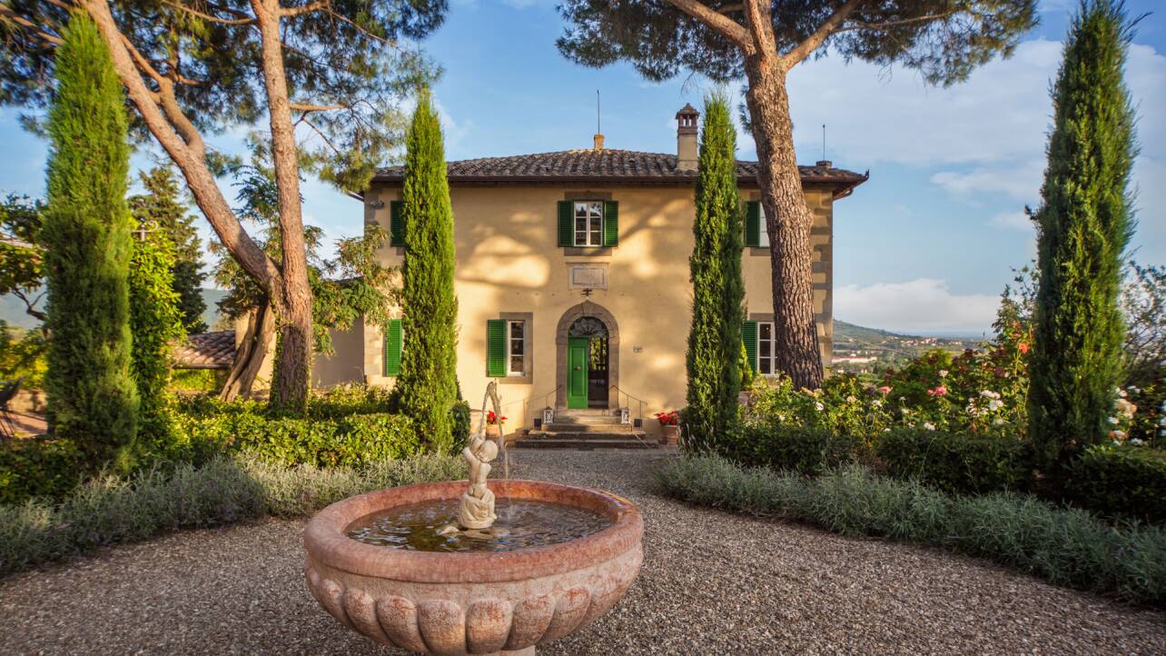 Luxury villa Bramasole for rent in Tuscany, Umbria Border, Cortona ...
