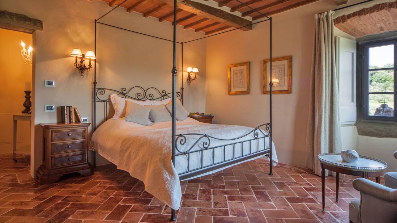 Luxury villa Bramasole for rent in Tuscany, Umbria Border, Cortona ...