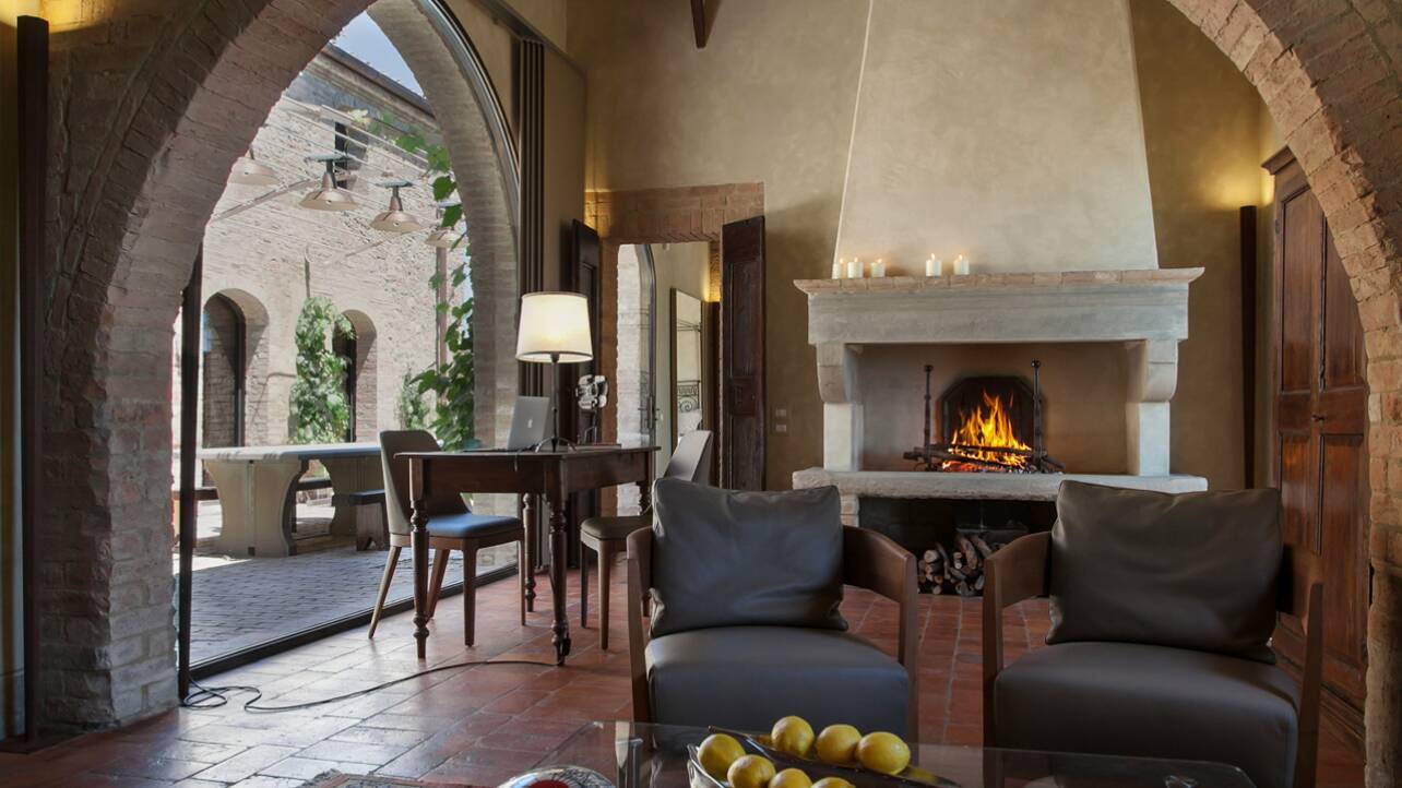 Luxury villa La Tenuta for rent in Tuscany, Monteroni D'arbia | Home In ...