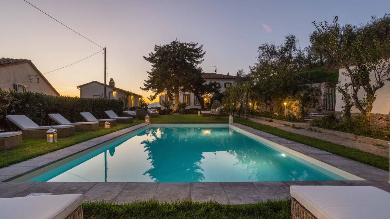 Luxury villa Pavone for rent in Tuscany, Lucca | Home In Italy