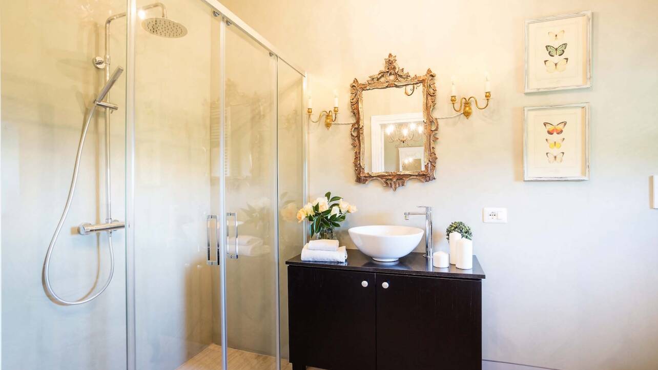 Luxury villa Pavone for rent in Tuscany, Lucca | Home In Italy