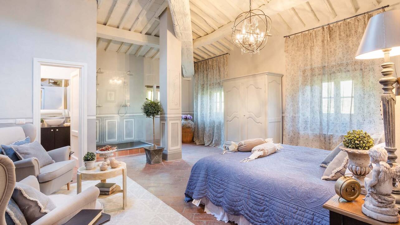 Luxury villa Pavone for rent in Tuscany, Lucca | Home In Italy