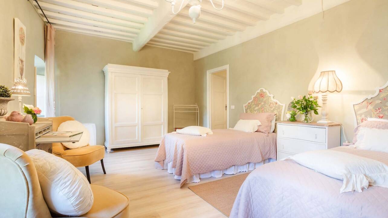 Luxury villa Pavone for rent in Tuscany, Lucca | Home In Italy