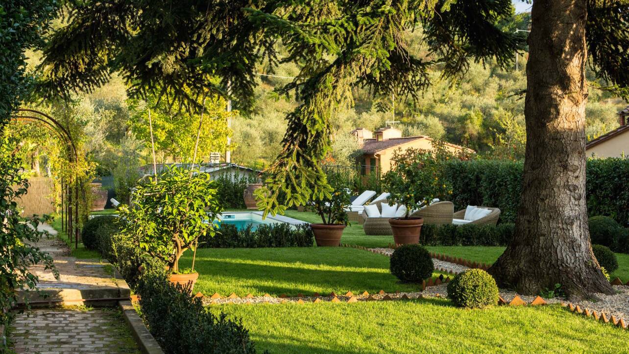 Luxury villa Pavone for rent in Tuscany, Lucca | Home In Italy