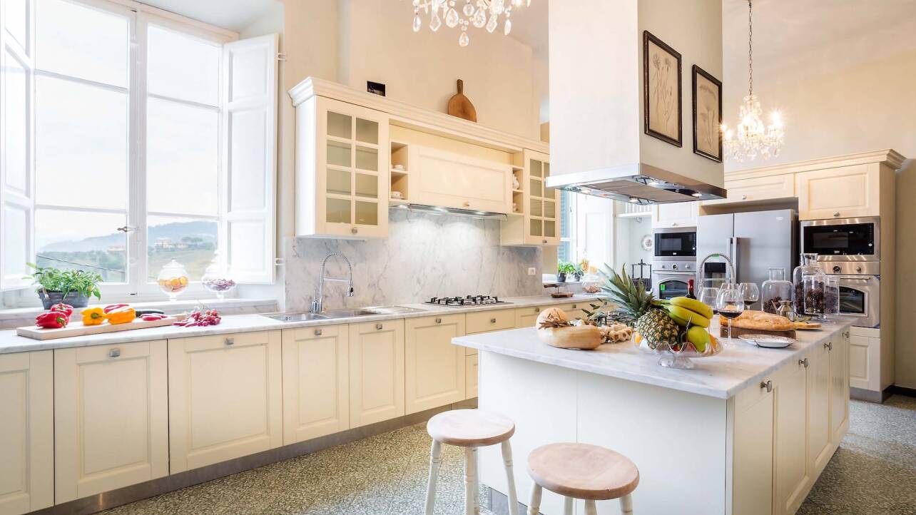 Luxury villa Pavone for rent in Tuscany, Lucca | Home In Italy