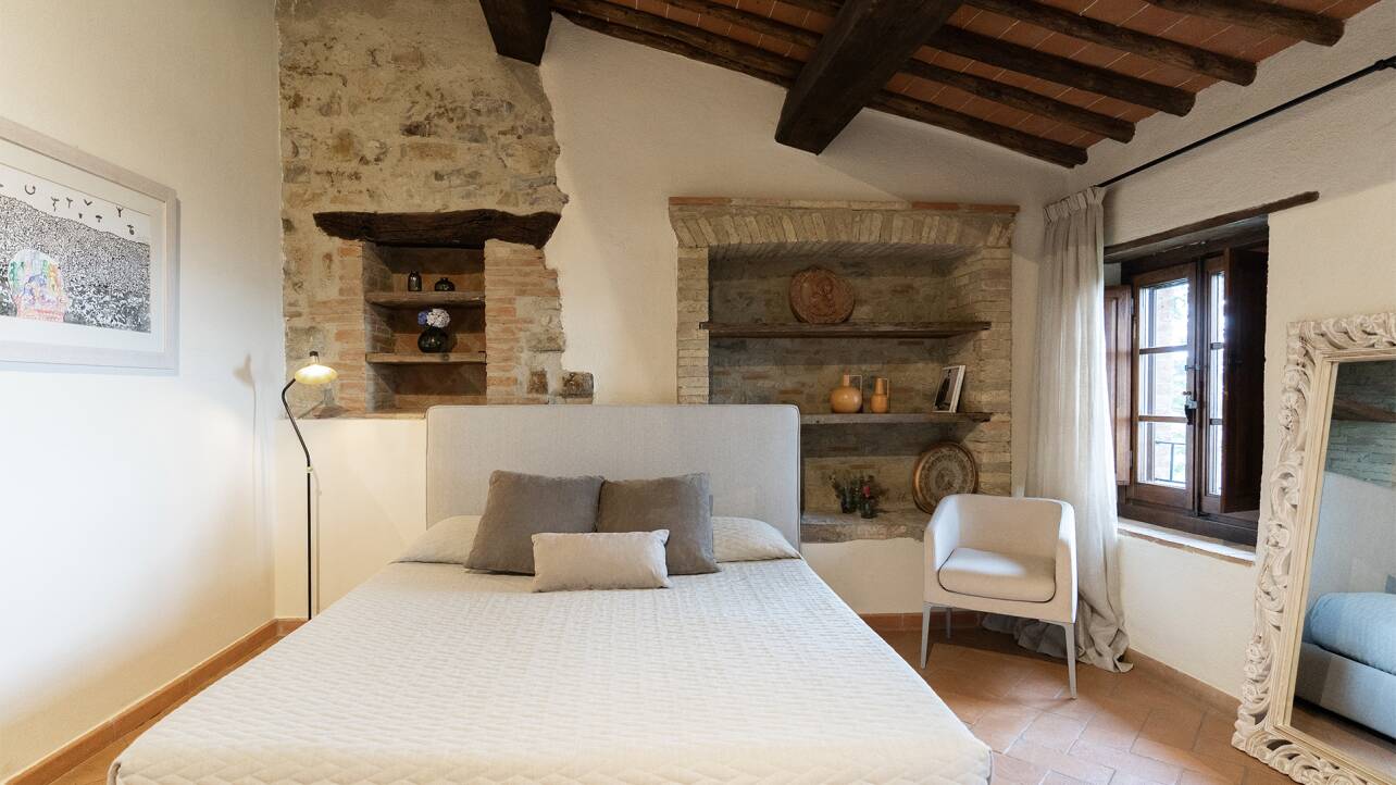 Luxury villa Bacca Nera for rent in Tuscany, Castellina In Chianti ...